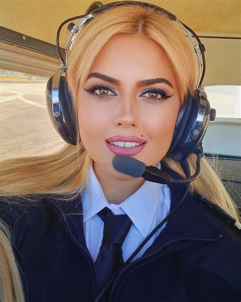 Mioara Pilot Modelos Celebridades