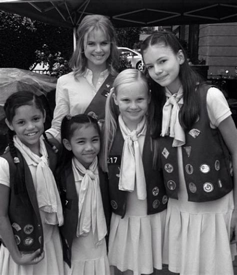 Mackenzie Heaven Supporting Mackenzie Foy Cookie Mobsters Bts