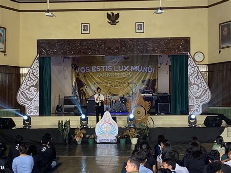 Jarkom Xlv Dimulai Ratusan Peserta Menggoyang Sma Van Lith Keuskupan Agung Semarang