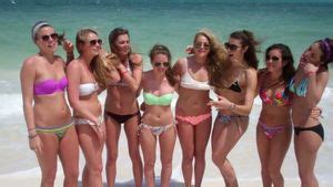 Naked Girl Groups