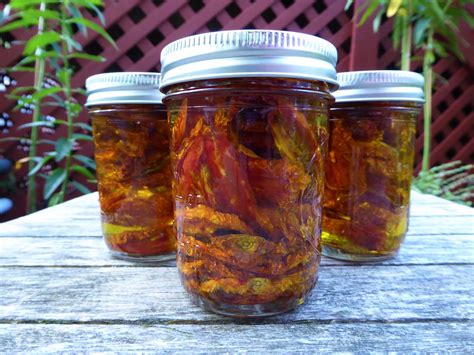 How To Make Sun Dried Tomatoes In Olive Oil — The Wine Box Gardener