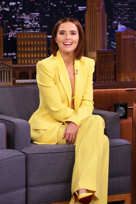 Zoey Deutch At Tonight Show Starring Jimmy Fallon In New York 0214