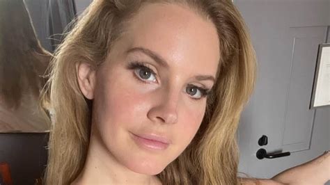 Gen Z Thinks Lana Del Rey Looks Old YourTango