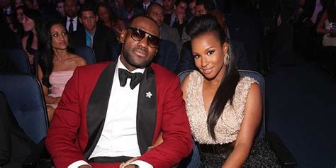 Ünlü Basketbolcu Lebron Jamesin Eşini Sofia Jamora Ile Aldattığı İddia Ediliyor Onedio