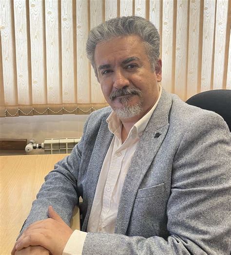 مهندس وفا اردلان کاوشگران