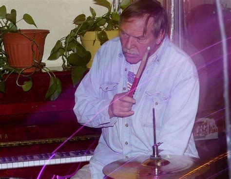 10 Bands Big Crowd Turn Out For Larry Easterling Benefit The Journal