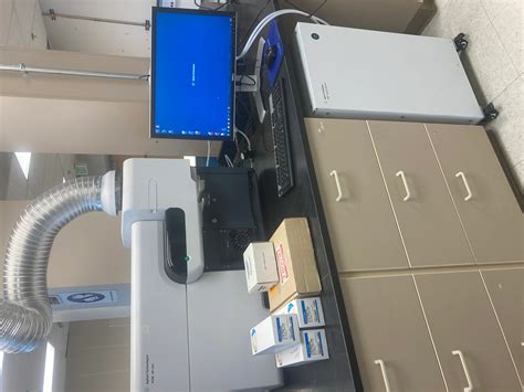 Agilent 4100 Mp Aes Spectrometer With Nitrogen Generator