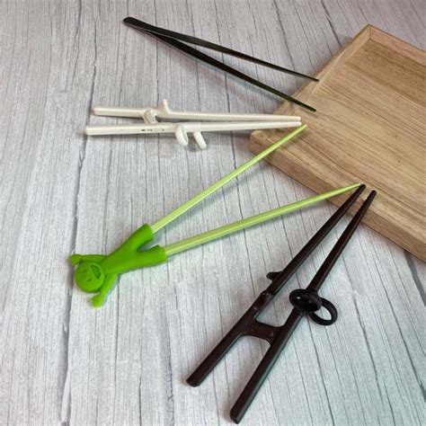 생각하는집사 성인용젓가락교정 올바른 젓가락질 연습 성인 재활 훈련 에디슨 교정기 2단계 왼손 오른손 위시버킷