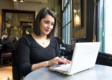 Free WiFi Offered By Smartphone Networks Poses Serious Threat New Report Warns WeLiveSecurity