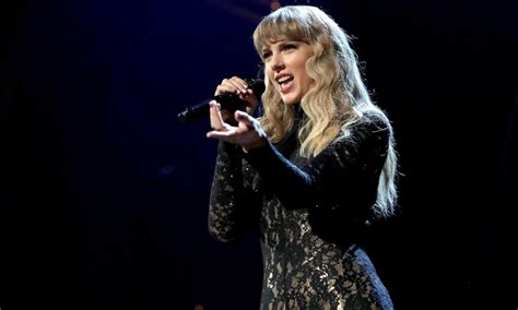 Taylor Swift Sweetie And Ed Sheeran To Perform On ‘saturday Night Live