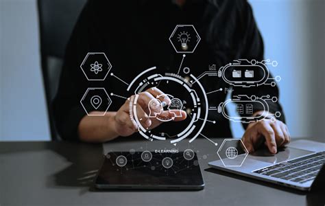Pria Menggunakan Bot Obrolan Di Smartphone Kecerdasan Ai Mengobrol