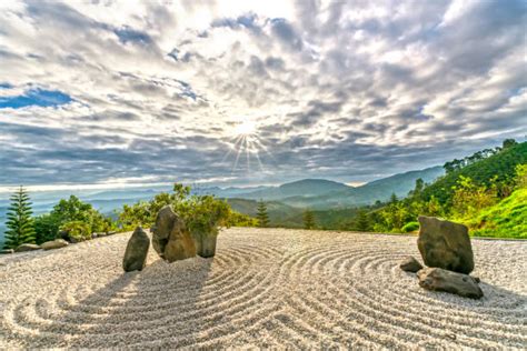 4400点を超える石庭 日本のストックフォト、写真、そしてロイヤリティフリーの画像 Istock