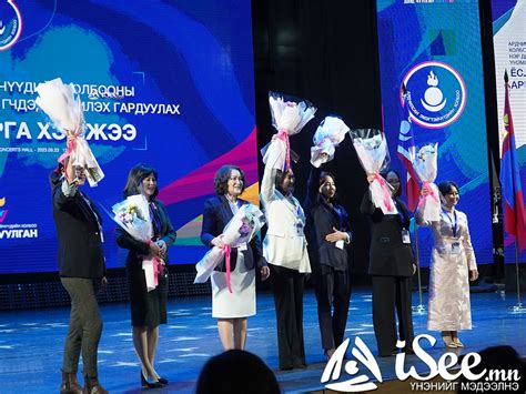 ВИДЕО Ардчилсан эмэгтэйчүүдийн холбооны тэргүүнд нэр дэвшигчид мандатаа гардан авлаа Isee Mn