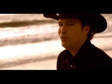 The 22 Best Clay Walker Songs A Classic Country Playlist