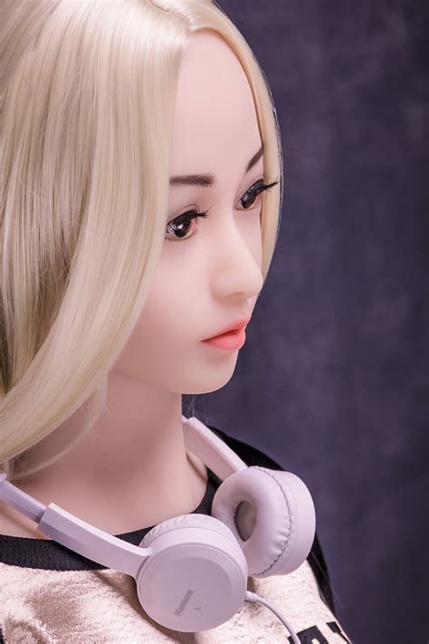 Păpușă Sexuală Japoneză De 138 Cm Pentru Adolescenți