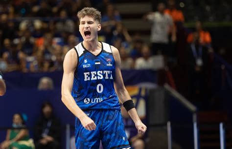 Chicago Bulls Waives Estonian Forward Henri Drell