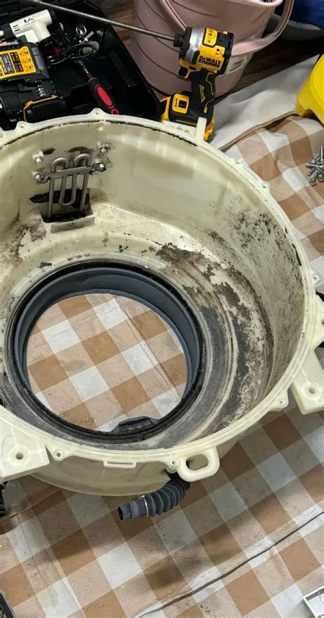 너무 친절하시고 너무 깨끗하게 잘 처리 해주시고 시간도 잘 맞춰주셔서 담에 또 이용하겠습니다 숨고 숨은고수