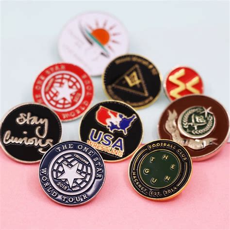 Customized Color Personalized Super Sexy Pin Design Hard Gold Enamel