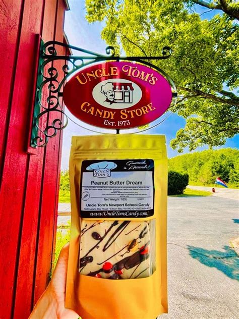 Uncle Toms Candy Store Kicks Off Fall In Door County With A Special