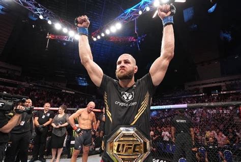 알렉스 페레이라 킥복싱 이어 Ufc 2체급 정복 도전 프로하스카와 라이트헤비급 격돌