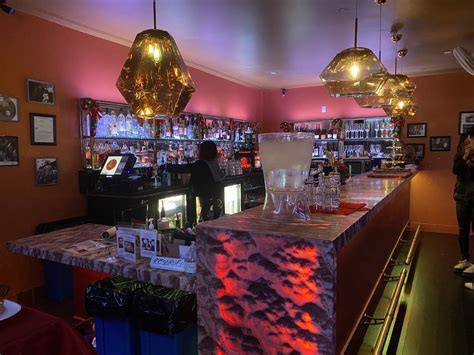 Lions Den Bar And Lounge Updated Jun 2024 214 Photos And 68 Reviews