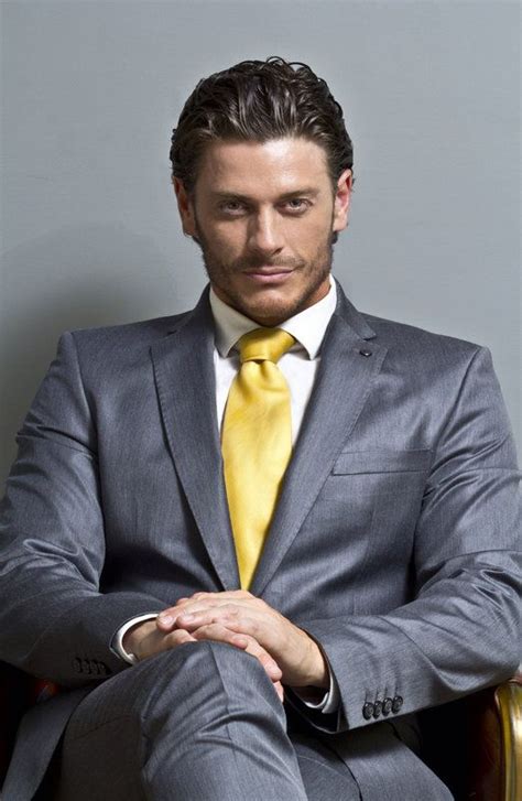Alberto Pavón Plays Iván Montenegro In La Impostora Men Dress