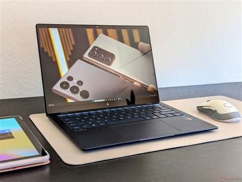 Hp Elitebook Ultra G Q Getestet Wie Gut Gelingt Microsofts Anlauf Bei Windows On Arm