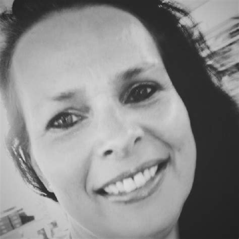 Pascale Van Leeuwen Sales Assistant Consumer Electronics Panasonic Linkedin