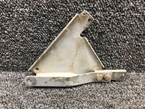 35 815077 1 Use 35 815077 9 Beechcraft 35 Main Gear Uplock Assembly Rh