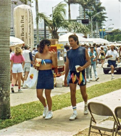 35 Vintage Photos Of The 1980s The Scroller