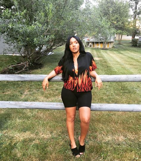 Yaris Sanchez S Feet I Piedi Di Yaris Sanchez Celebrities Feet