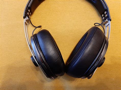 Sennheiser Momentum 2.0 and Wireless! | Headphone Reviews and ...