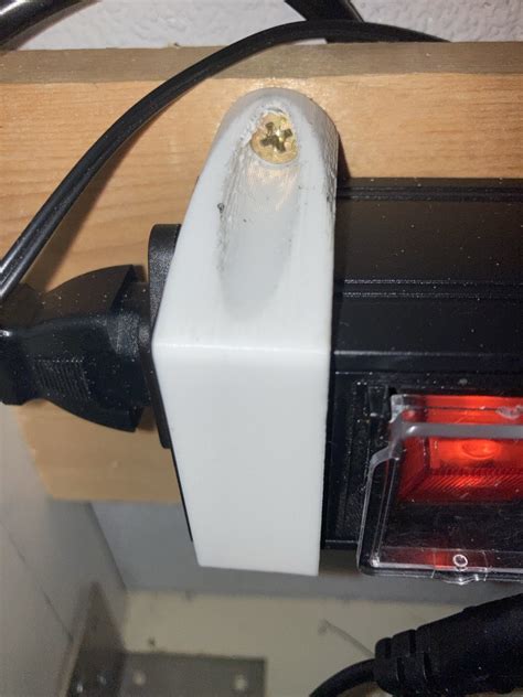 simple pdu wall mount by v1ncen7 download free stl model