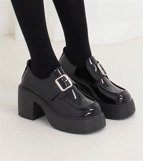 ️당일출고 ️클래식 에나멜 빅버클 청키 통굽 로퍼 단화 L 11767 에이블리