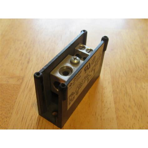 Gould Shawmut 63131 Power Distribution Block New No Box