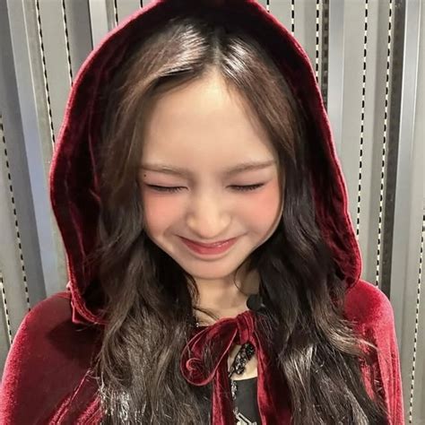 陳姵蓁 ruby 1110 threads say more