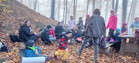 V Let Na Zbojn Cky Hrad Sestry Slu Obnice Nepo Kvrnenej Panny M Rie