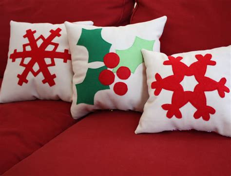 28 Cute DIY Snowflake Ideas