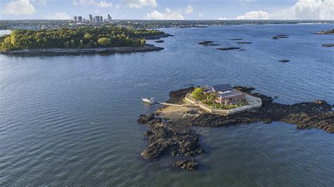 Columbia Island In Photos