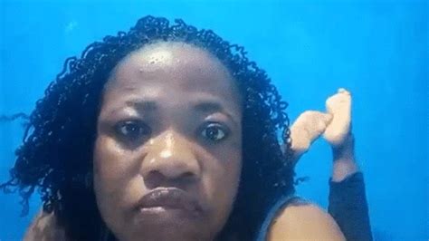 Holy Church Girl Fare Angles Lip Puckering L And Biting With Wrinkled Soles Up In Air