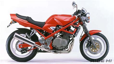 スズキ バンディット400[名車バイクレビュー] レプリカブーム後に生まれた、オシャレ路線のスポーツネイキッド│WEBヤングマシン｜新車バイクニュース