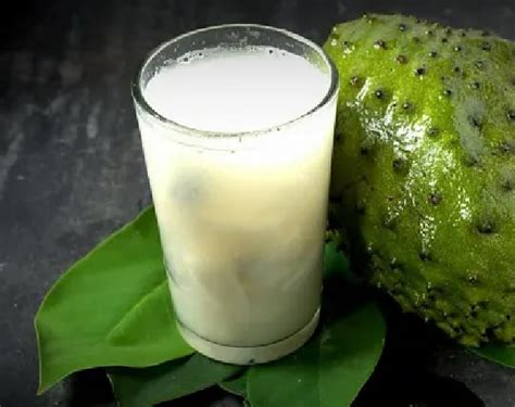 Jugo De Guanabana En Leche