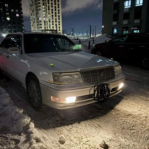 Toyota Crown 1995 купить в Южно Сахалинске цена 300 000 руб дата размещения 03 02 2025