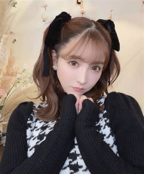 Yua Mikami R Mikami Yua