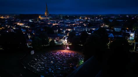 Open Air Screenings At Priory Park Chichester Cinema At New Park