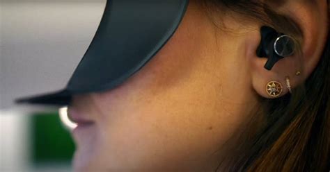 wisear and pico neural earbuds for vr control announced