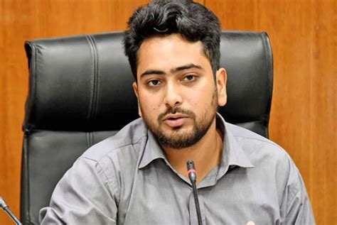 Nahid Asks Btrc To Keep Mobile Phone Tower Active In Flood Hit Feni News Flash