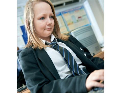 KS Computing Lesson Plan Address Online Safety By Getting Babes To Consider Their Digital