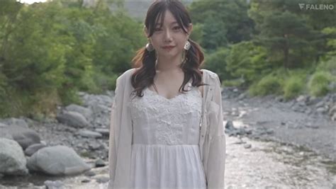 【三葉ちはる】avデビュー動画セックス画像 4