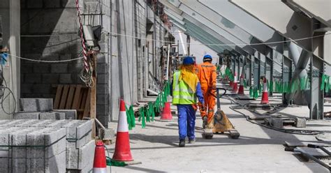 Qatar Lifts Exit Visa System For Foreign Workers UN Agency Welcomes Move